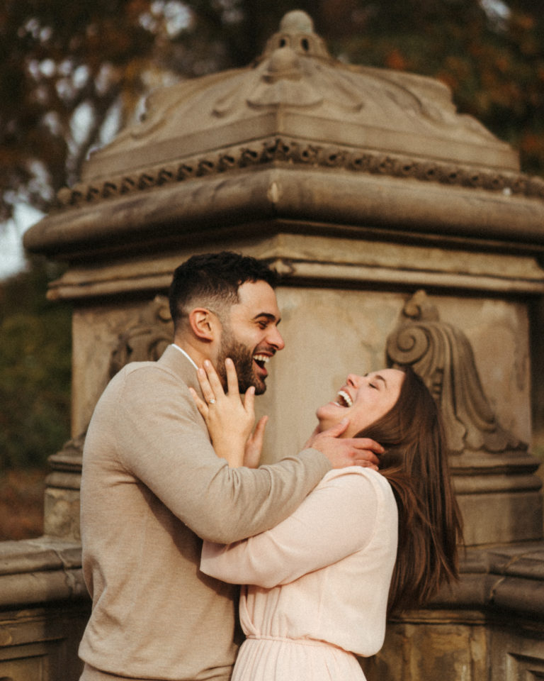 NYC Brooklyn Bridge Engagement Photoshoot - leandracreativeco.com